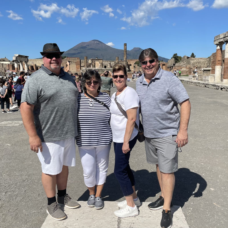 Lora, Ron, Yvonne & Yob- United States | Vitor Italy Tours